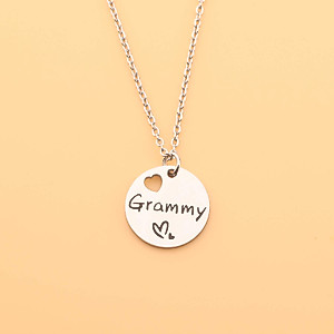 LQRI Grandma Necklace Round Disc Grandma Stainless Steel Charm Necklace Best Grandma Ever Gift for Grandma Nana (necklace)