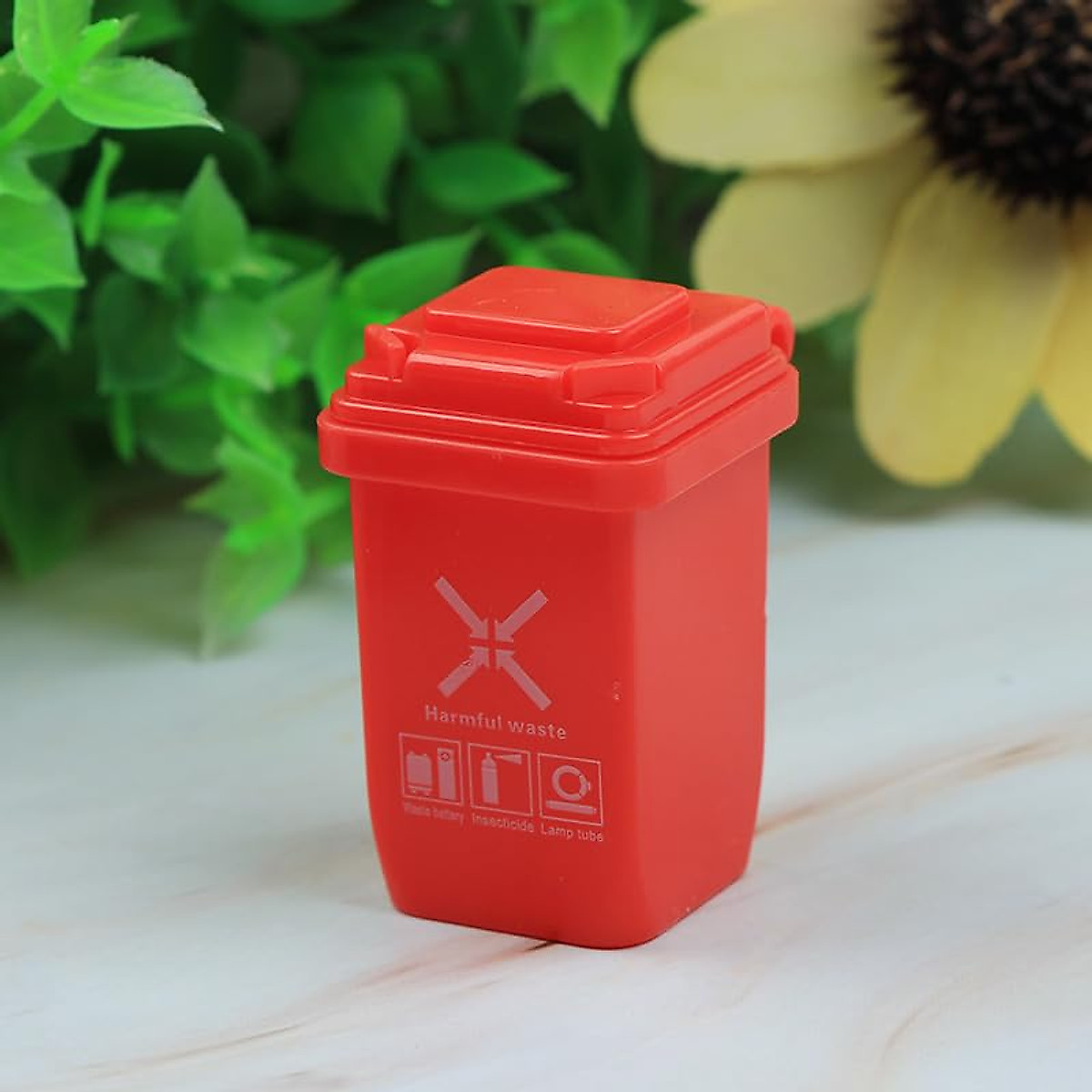 SHIDXIB 10Pcs Creative Trash Can Miniature Mini Trash Bin Sorting Bucket Scene Ornament