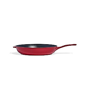 Made In Cookware - Enameled Cast Iron Skillet - Red - Exceptional Heat Retention & Durability - Professional Cookware - Crafted in France - Induction Compatible