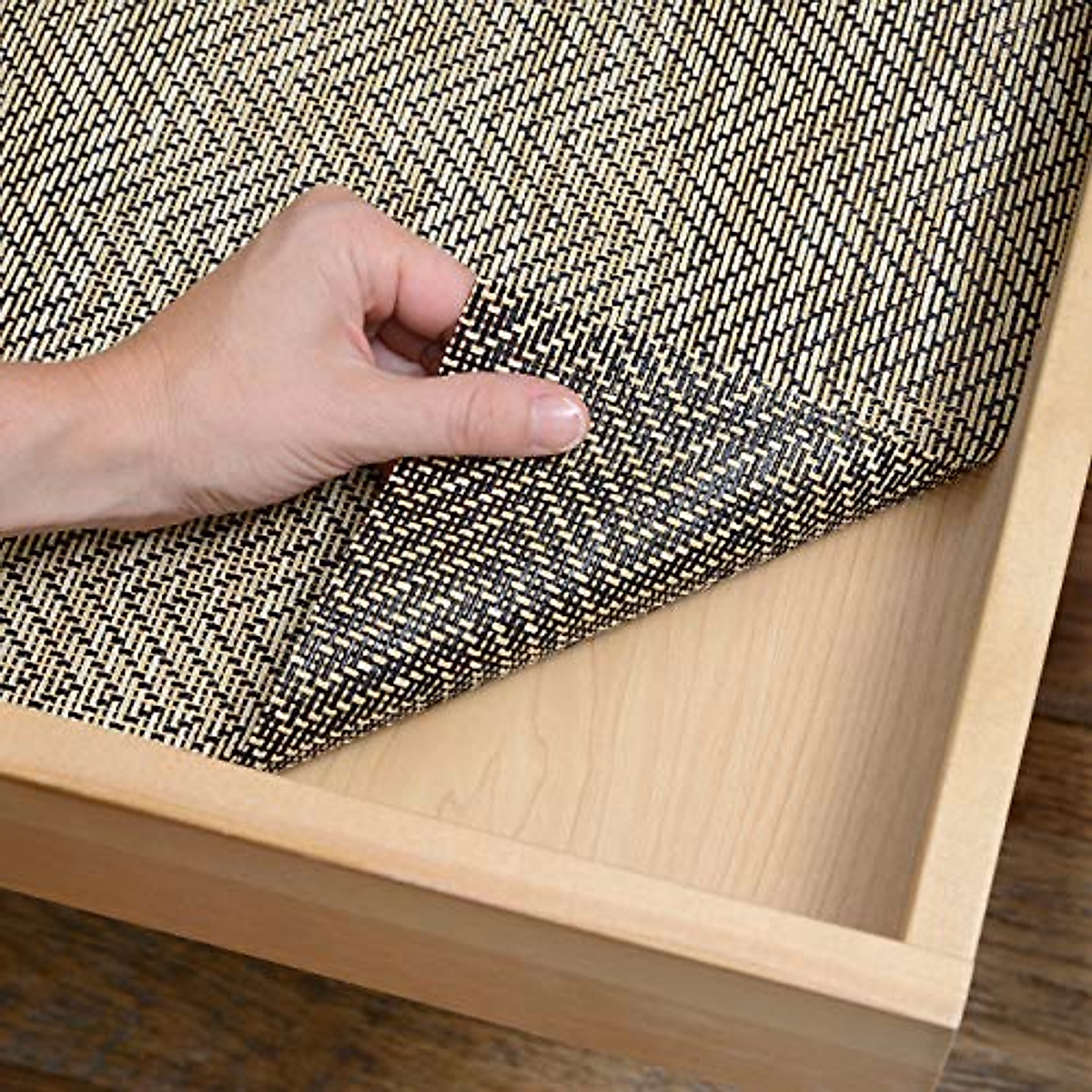 Con-Tact Brand Natural Weave Non-Adhesive Contact Shelf and Drawer Liner, 12" x 4', Zig Zag Black/Ivory, 6 Rolls