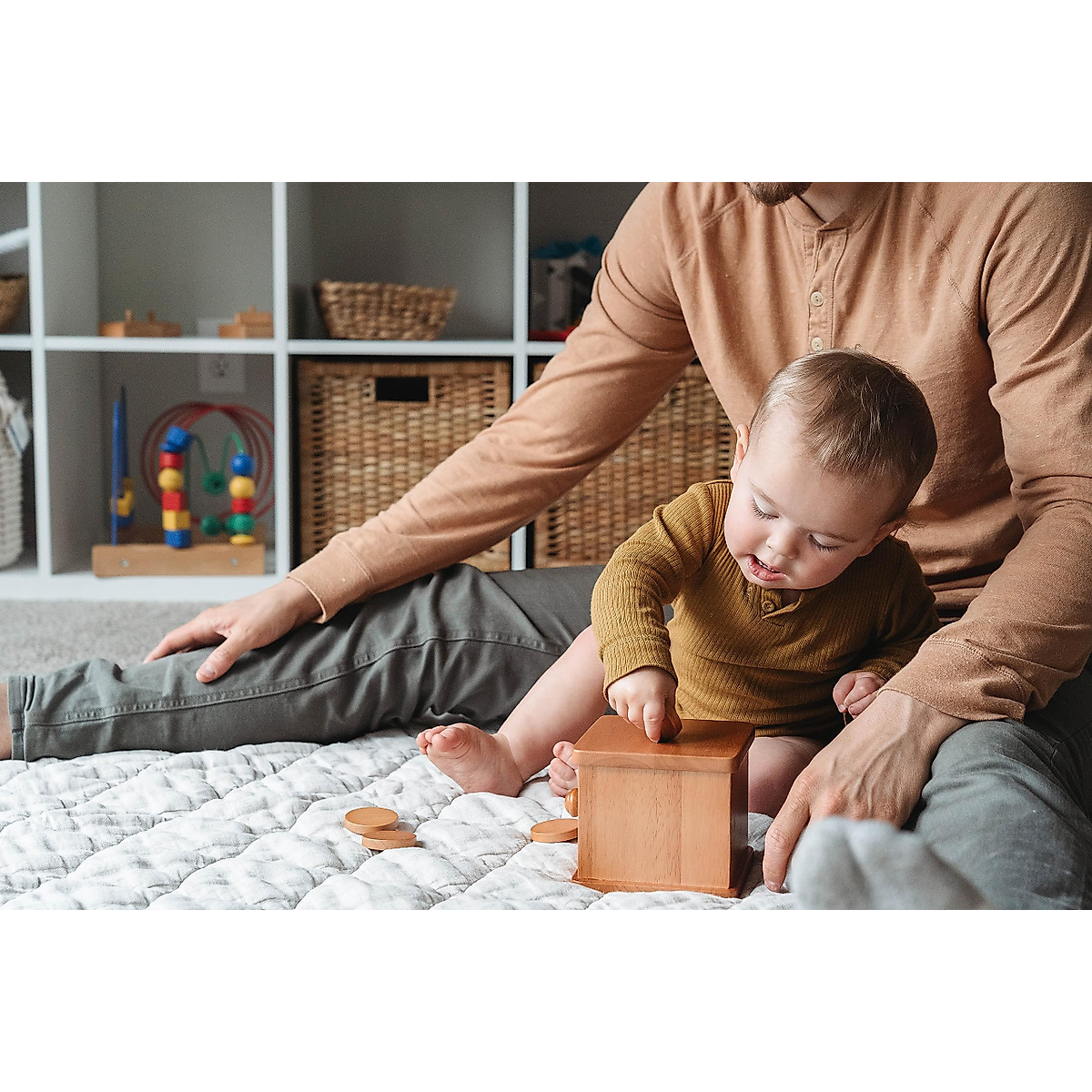 Montessori Coin Box Object Permanence - Wooden Coin Drop Toys for 1 Year Old - Develops Spatial Awareness & Cognitive Skills - Engaging and Educational Activity for Babies and Toddler Coins Toy
