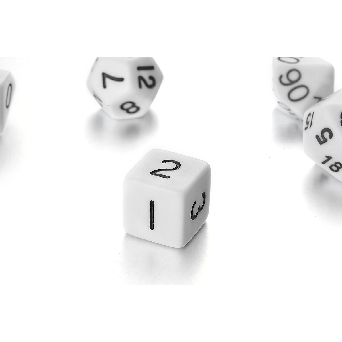 REINDEAR 7 Die Polyhedral Role Playing Game Dice Set with Treasure Chest Dice Container (White)