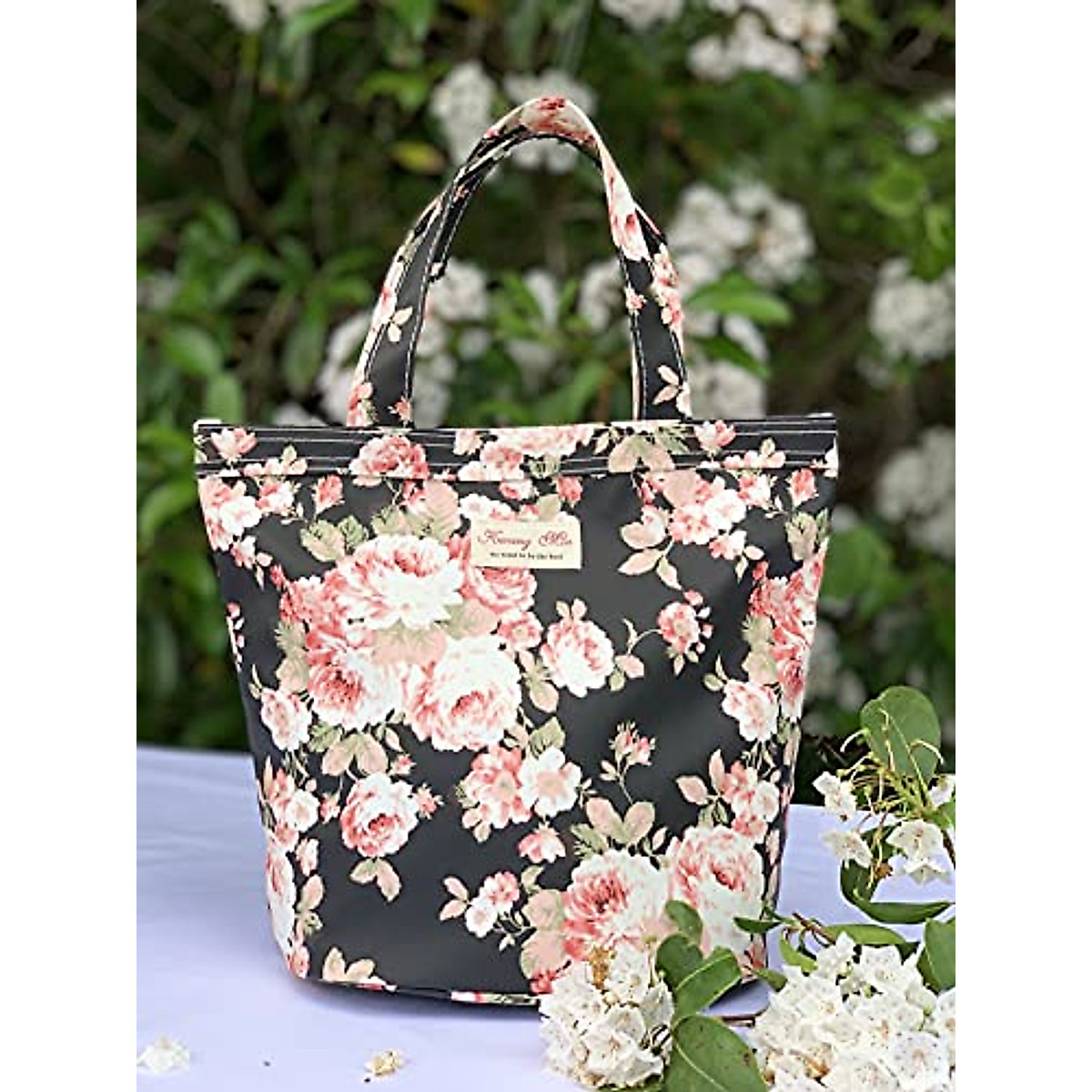 Kwang Min Floral Penoy Beach Shower Mesh Caddy Toiletry,Air Dry,Water Proof Fabric,Light,Easy to Clean,Ideal Gift Organizer for Water Toys,Marina Shower,Grocery Seafood Carrier (Black Penoy), Medium