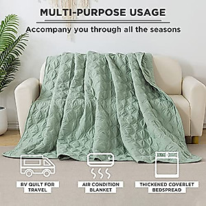 Litanika Sage Green California King Size Quilt Set - Oversized Lightweight Summer Comforter Bedspreads & Coverlets - Boho Farmhouse Bedding Cover Bed Decor - 3 Pieces (1 Quilt, 2 Pillowcases)