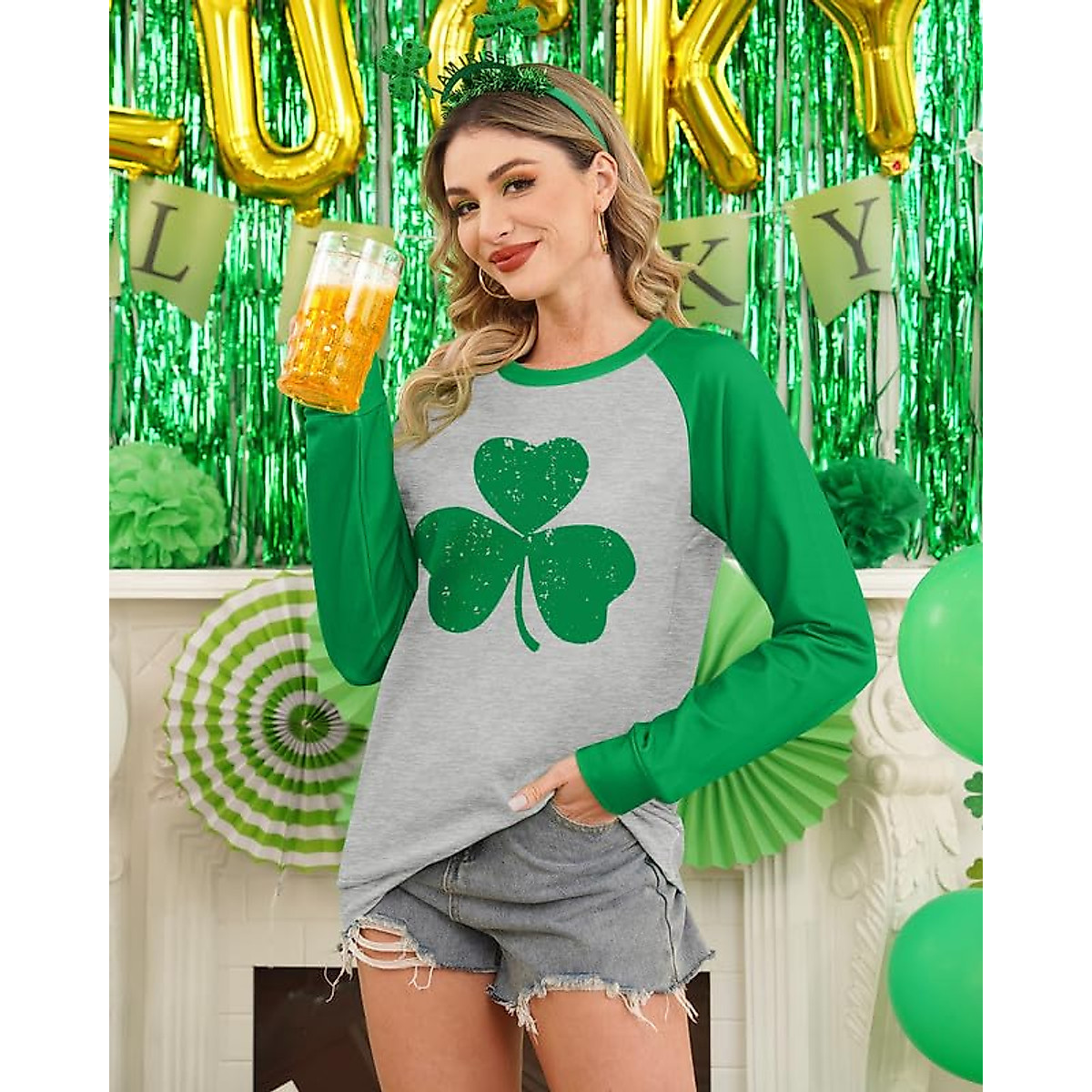St Patricks Day Womens Loose Fit Novelty Sweatshirt Casual Crewneck Graphic Funny Raglan Shirt Clover L