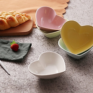 WAIT FLY Sweet Heart-Shaped Ceramic Bowl Pudding Bowl Cake Bowl for Baking, Microwave Oven Safe, Set of 4