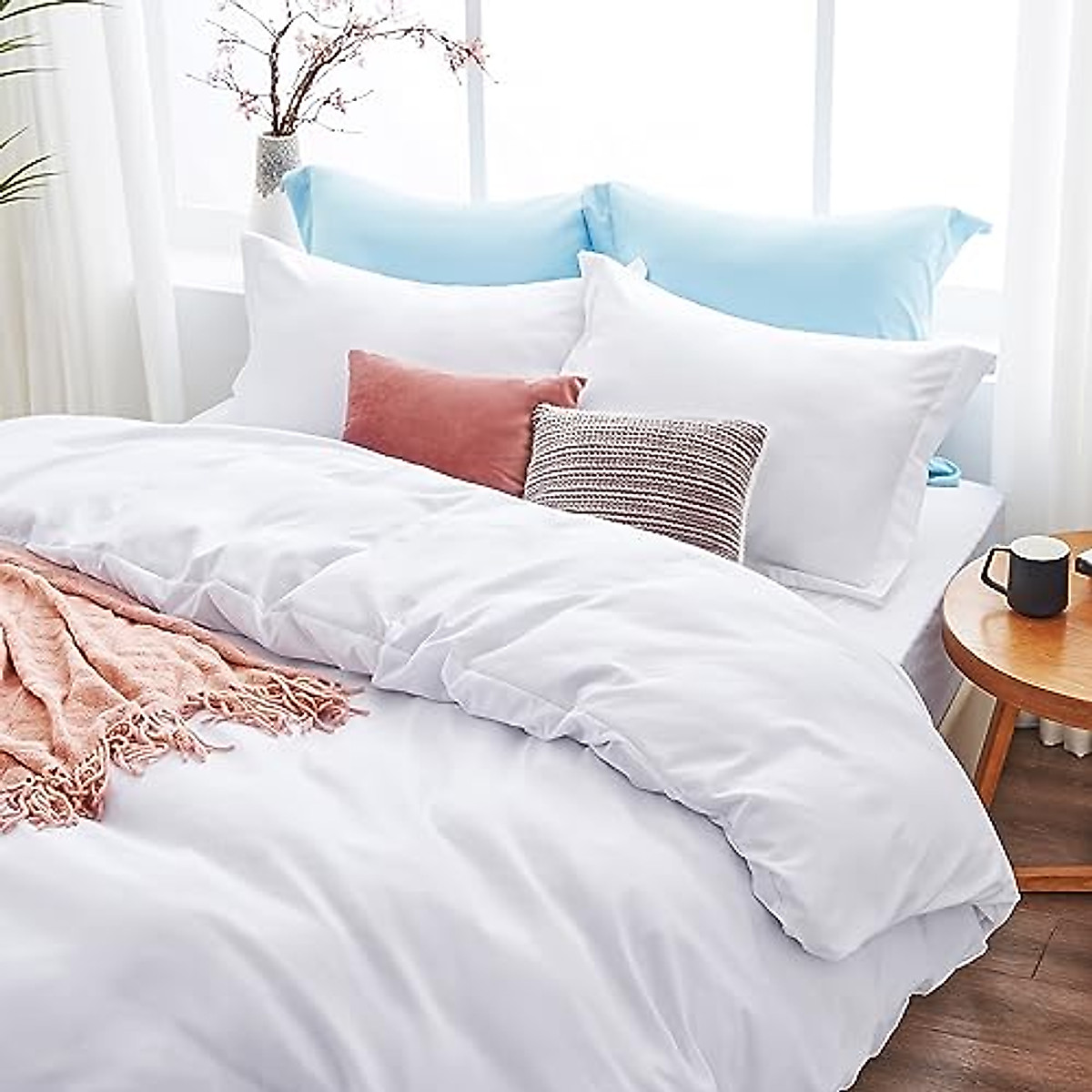 CozyLux Duvet Cover Queen Size White, Soft Microfiber Lightweight Bedding Duvet Cover Set 3 Pieces, 1 Duvet Cover 90x90 with Zipper Closure and Corner Ties and 2 Pillowcases, Comforter Not Included