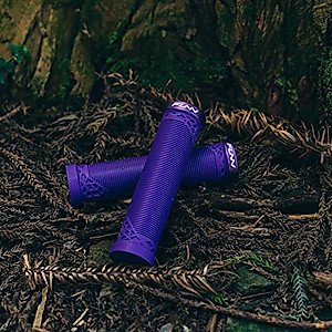Funn Hilt Mountain Bike Handlebar Grips with Single Lock On Clamp, Lightweight and Ergonomic Bicycle Handlebar Grips with 22 mm Inner Diameter, Unique Patterned Bicycle Grips for MTB/BMX (Purple)