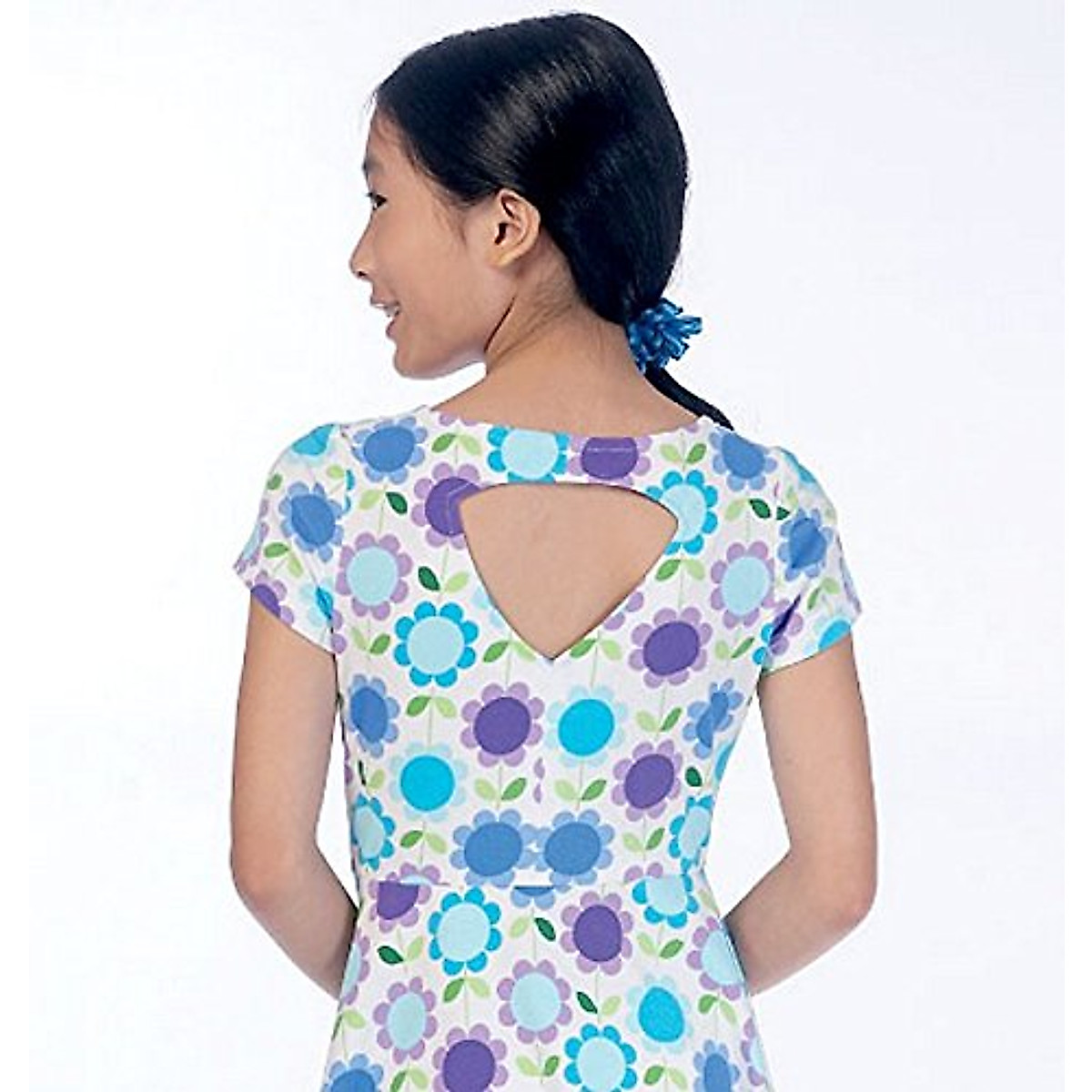 McCall's Pattern Company M7079 Girls'/Girls' Plus Dresses, Size GRL