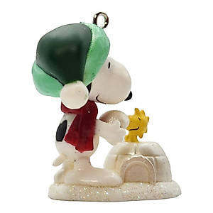 Winter Fun With Snoopy 17th In Series - 2014 Hallmark Keepsake Miniature Ornament