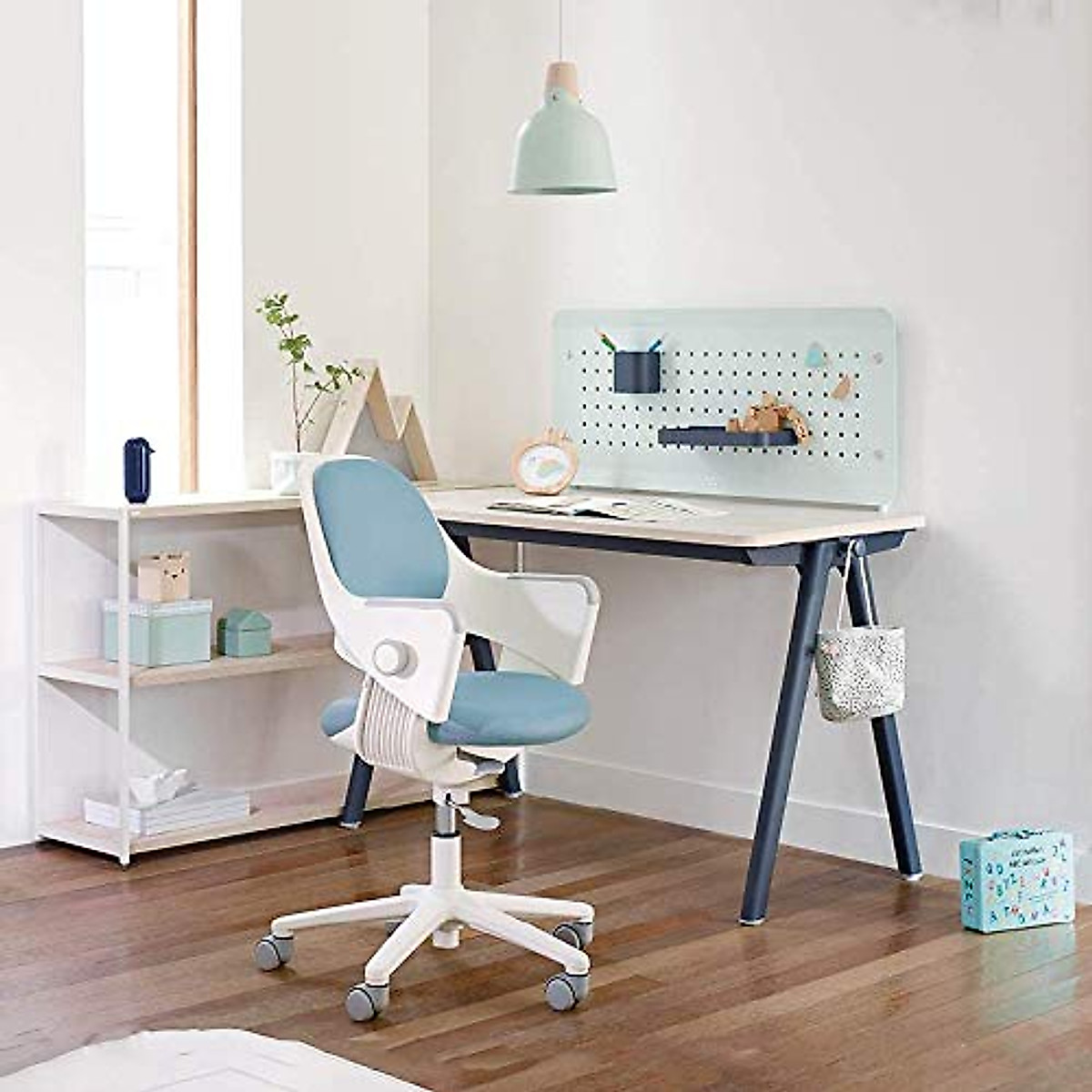 SIDIZ Ringo Kids Desk Chair : Ergonomic Kids Chair with Footrest, 4-Step Growing Function, Adjustable Seat Height, Sit-Locking Casters, Swivel Type Kids Chair (Lavendar Blue Chair)
