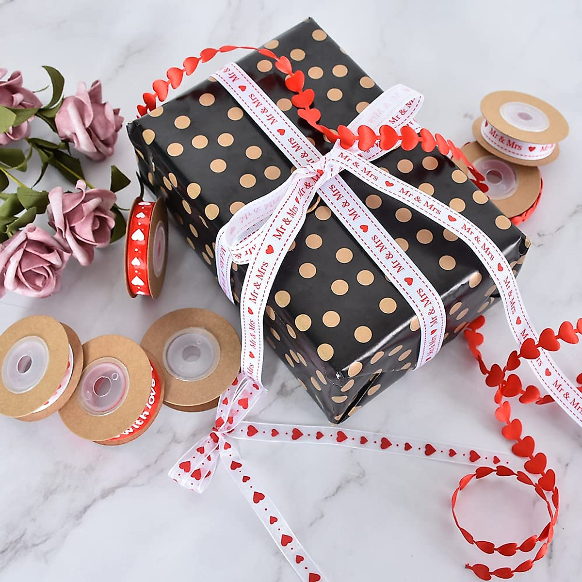 6 Rolls Valentine's Day Ribbon Set Organza Love Heart Printed Grosgrain Satin Ribbon for Wreaths Bows DIY, Gift Wrapping, Wreath, Wedding Decorations on Valentine's Day (98.4 Ft ，33Yards)