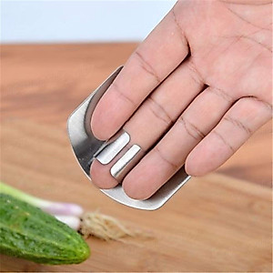 2pcs Kitchen Accessories Stainless Steel Hand Finger Protector Knife Cut Slice Safe Guard Kitchen Tool Durable Safe Kitchen Essential