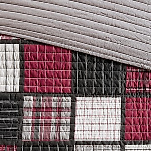 Woolrich Reversible Quilt Cabin Lifestyle Design - All Season, Breathable Coverlet Bedspread Bedding Set, Matching Shams, Oversized King/Cal King, Tulsa Plaid Red/Grey 3 Piece