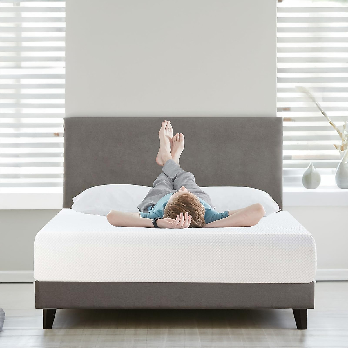 Full Size Mattress, 10 Inch Gel Memory Foam Bed Mattress in a Box for Soft Sleep & Pressure Relief, Breathable Bed Mattress with Medium Firm, CertiPUR-US Certified