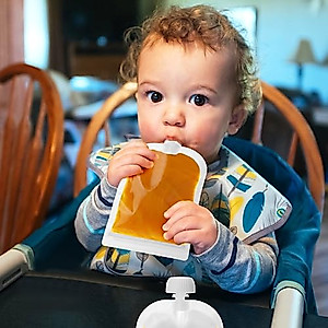 BABORUI Reusable Baby Food Pouches Filler Kit, Portable Baby Food Pouches Refillable Kit for Applesauce Yogurt Smoothie, Baby Food Maker with 4pcs Reusable Pouches for Toddlers Baby