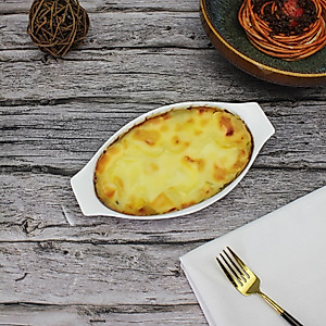 jinsongdafa Ceramic Oval Au Gratin Baking Dishes 7 oz, Set of 4 Banana Split Bowls, Oven and Microwave Safe, for 1 person servings, Bakeware with Double Handle for Kitchen and Home,8.3 Inch