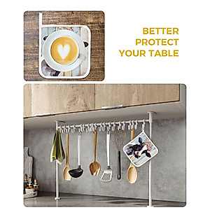 Pot Holder Set of 4 Farm Animal Cute Cow with Flower Wreath Potholder Heat Proof Non-Slip Pot Holders,Farmhouse Vintage Wooden Board Hot Pads Potholders for Kitchen Cooking Baking BBQ