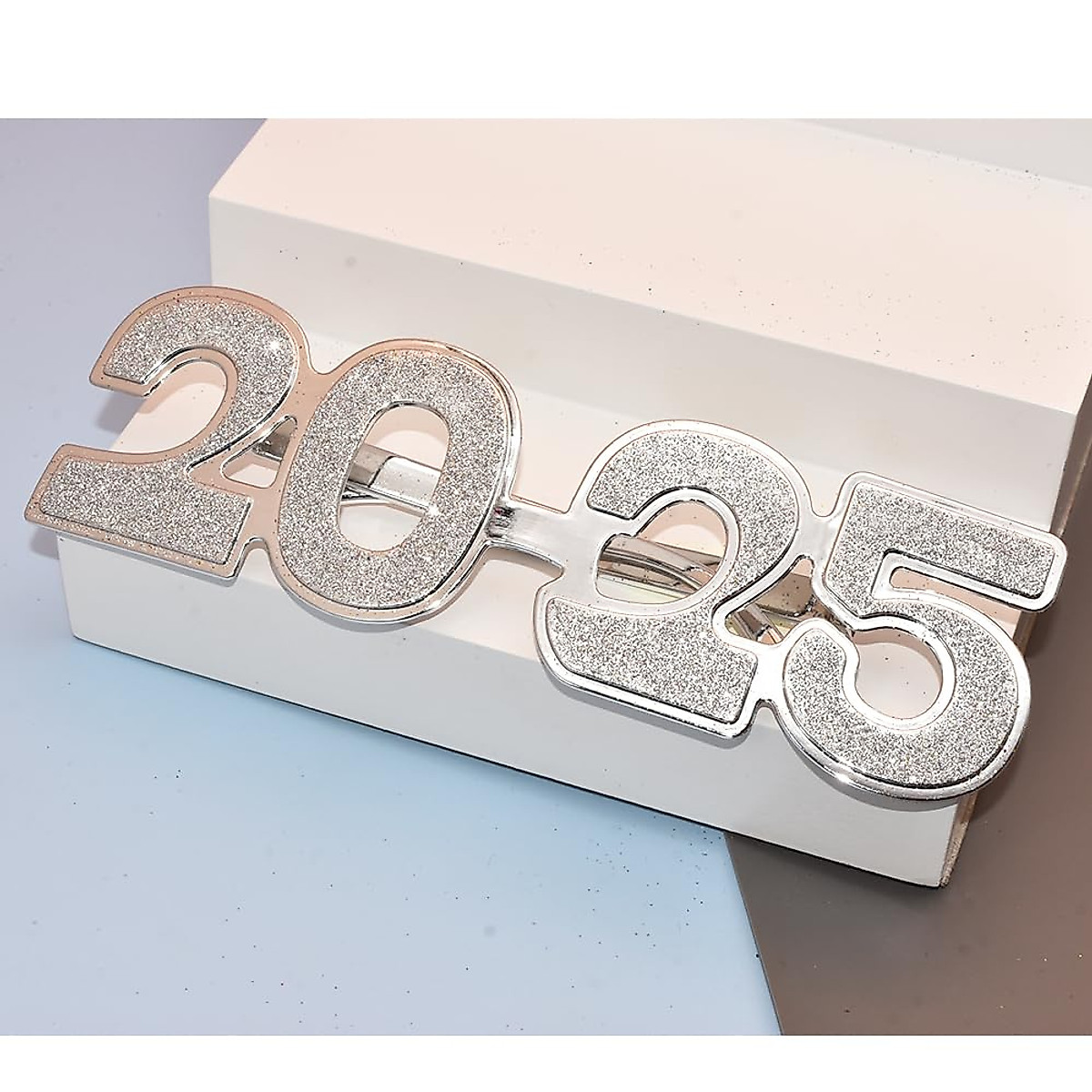 SWYOUN 4PCS 2025 Plastic Glasses Happy New Year's Eve Glasses Graduation 2025 Class Of 2025 Party Photo Prop Supplies