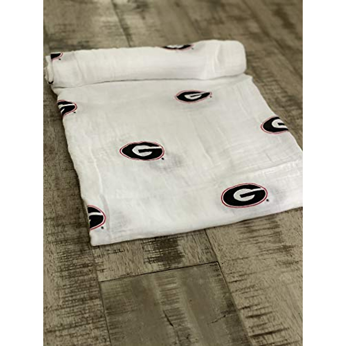 Three Little Anchors University of Georgia Muslin Swaddle Blanket 47x47in