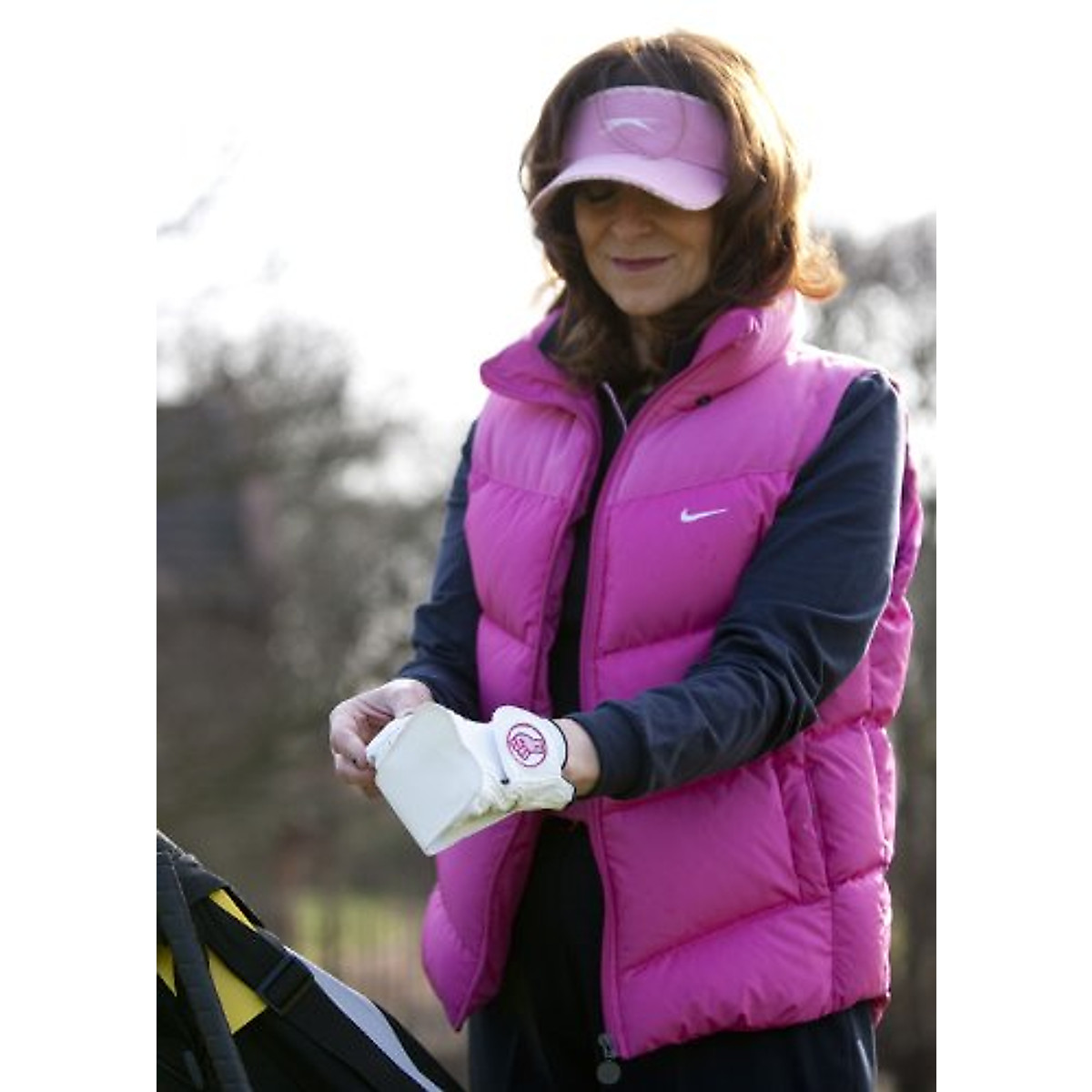 NEW! Awesome Innovative Golf Glove for Adults - Medium - Pink - Right - Ladies