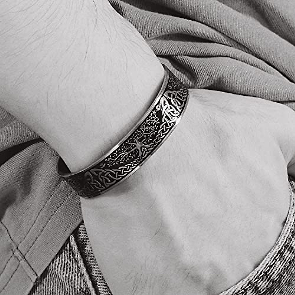 LUSSO Stainless Steel Bracelet Yggdrasil World Tree of Life Bracelet Viking Celtic Knot Cuff Bangle for Women Men (Vintage Silver)