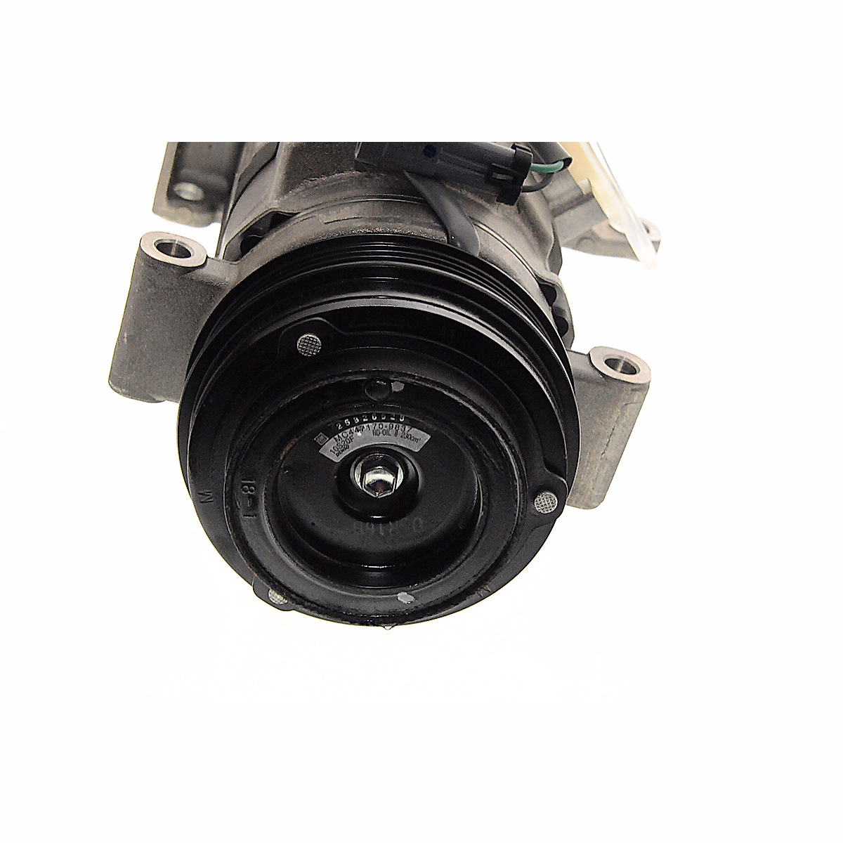 GM Genuine Parts 15-20941 Air Conditioning Compressor and Clutch Assembly