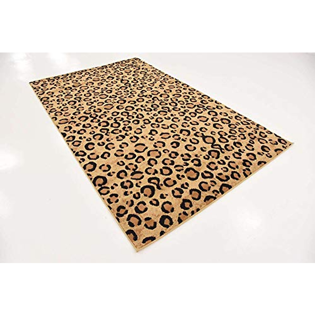 Unique Loom Wildlife Collection Area Rug - Leopard (5' 3" x 8' Rectangle, Light Brown/ Black)