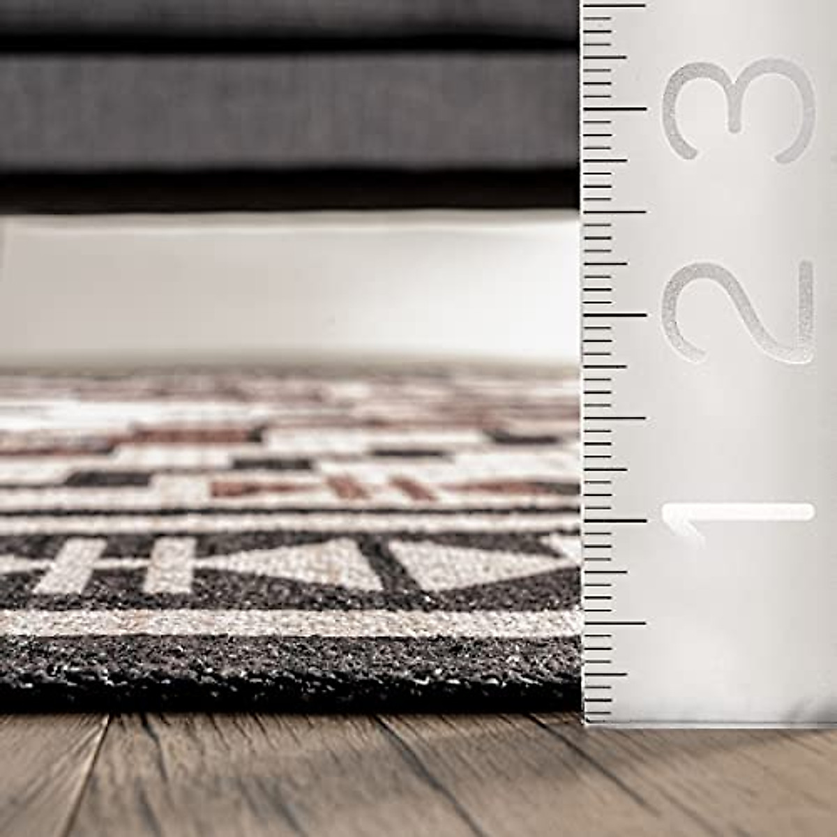 nuLOOM Leighton Machine Washable Southwestern Medallion Ultra Thin Area Rug, 6x9, Beige