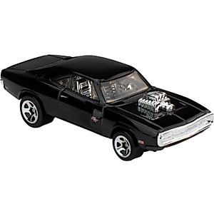 Hot Wheels Toy Cars 5-Pack, Set of 5 Fast & Furious Race & Drift Cars in 1:64 Scale with Exclusive Decos (Styles May Vary)