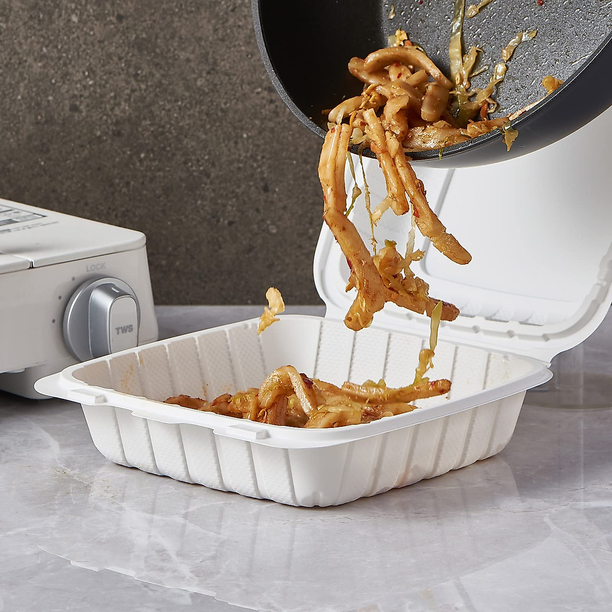 8X8" 1-Compartment 50Pack Plastic Clamshell Take Out Food Containers Heavy-Duty Togo Disposable Lunch Box With Secure Snap Hinged Lid Meal Prep for Parties Restaurants and Food Trucks Microwave Safe