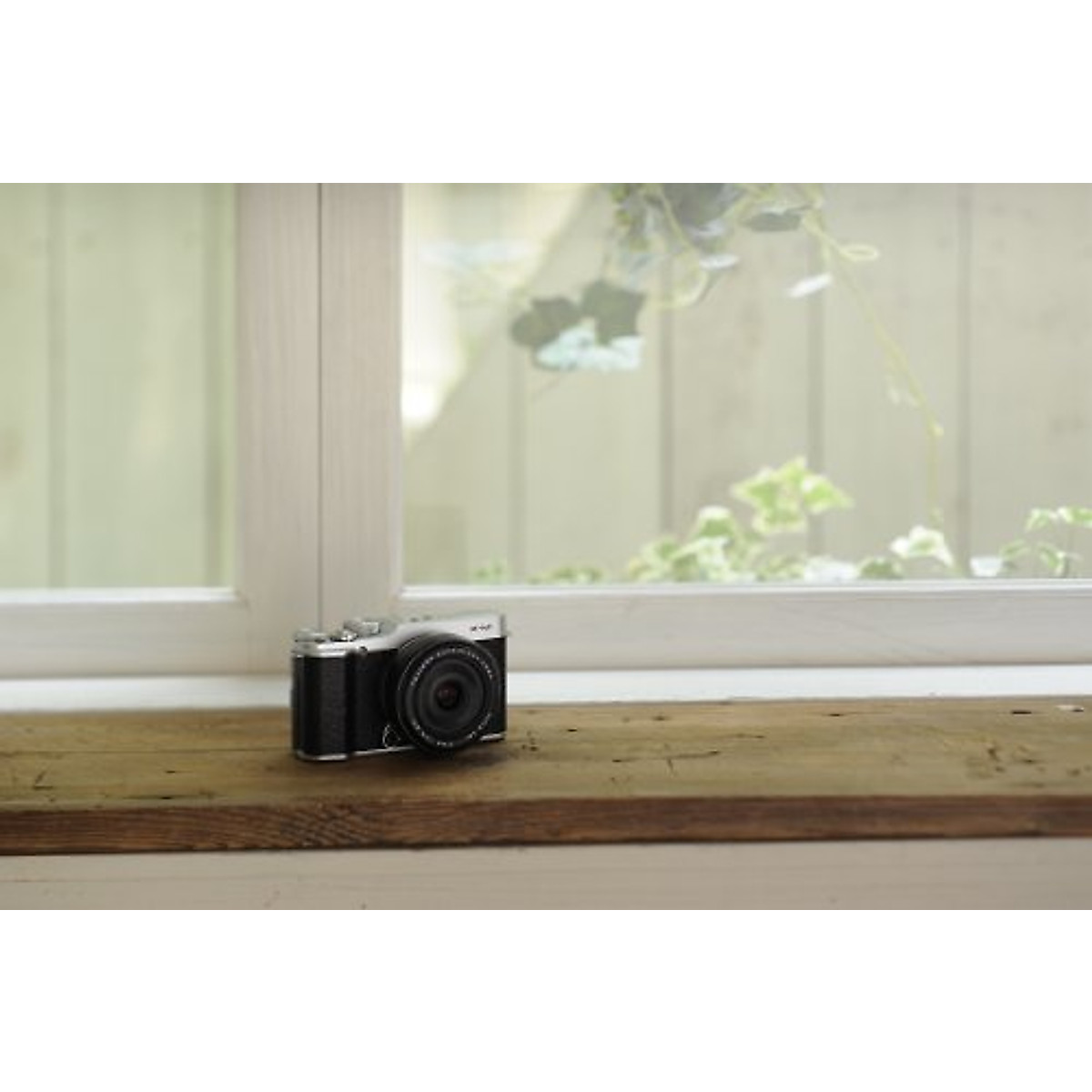 Fujifilm X-M1 Compact System 16MP Digital Camera with 3-Inch LCD Screen - Body Only (Silver)