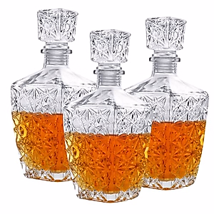 Cadamada Glasses Decanter,26 oz Diamond Pattern Wine Bottle with Lid,Delicate Decanter Set-for Tequila, Brandy, Scotch and Vodka, Gift Giving, Bar and Party Decoration (3pcs)