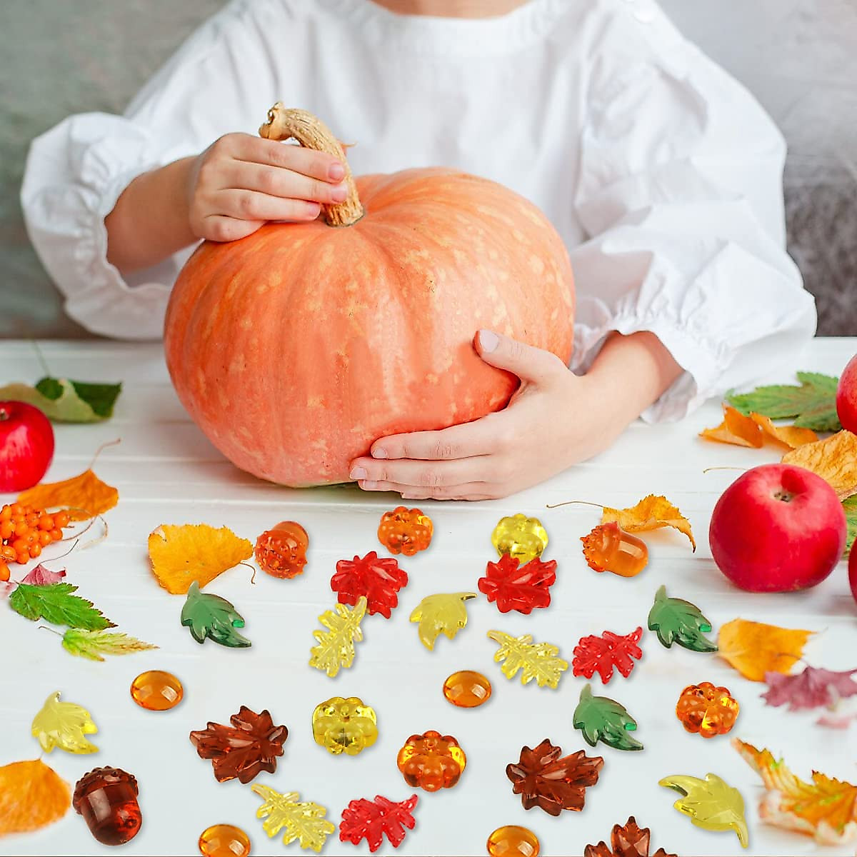 Songjum 105 PCS Acrylic Leaves Fall Vase Filler Decor Very Crystal Clear Acrylic Fall Decorations Thanksgiving Table Scatter for DIY Crafts Home Decoration Thanksgiving Autumn Decor