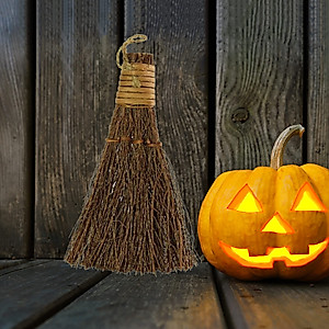 KRE Cinnamon Scented Broom 6 Inch Mini Hand Broom Fresh Scent for Fall Autumn Halloween Christmas Holiday DIY Art Craft Projects Material Farmhouse Home Decoration Gifts Pack of 2 with Bonus Hermbuch