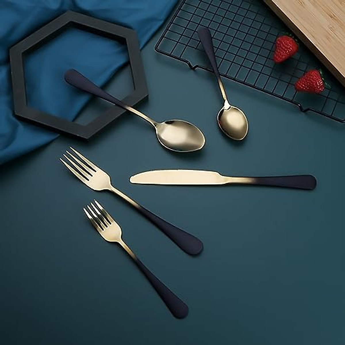 Silverware Set Black Gold Gradual Change Color Handle Flatware Cutlery Tableware Cutlery Set,Food-Grade Stainless Steel，Mirror Finished Utensil Sets for Home Restaurant