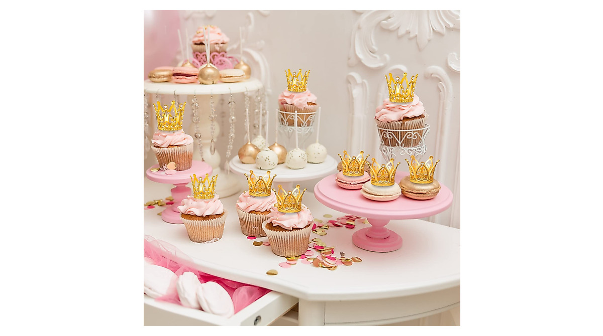 15 Gold Crown Cake Toppers for Elegant Celebrations