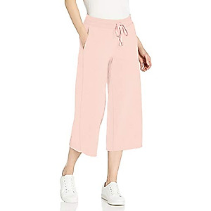 Amazon Essentials Women's French Terry Fleece Wide-Leg Crop Sweatpant, Light Pink, Large