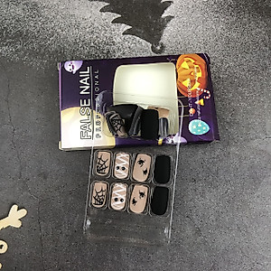 fuldgaenr Black Halloween Press on Nails Short Square Fake Nails with Spiders Web Pattern False Nails Design Acrylic Glue Nails Stick on Nails for Women 24Pcs