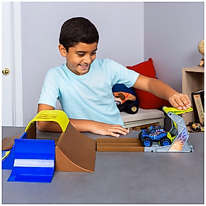 Monster Jam, Champ Ramp Freestyle Playset with Exclusive Son-uva Digger Monster Truck, 1:64 Scale Die-Cast, Kids Toys for Boys and Girls Ages 4-6+