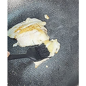 halteoly Fish Spatula Stainless steel with Silicone handled, Fish spatulas for nonstick cookware,Fish Flipper Spatula and Basting Brush (Black)