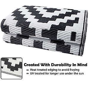 SAND MINE Waterproof Outdoor Rug 5x8 ft, Plastic Reversible Rug, Modern Area Rug, Large Floor Mat for Outdoors, RV, Patio, Backyard, Deck, Picnic, Beach, Camping (5' x 8', Black & White Lattice)