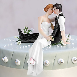BORDSTRACT Funny Wedding Cake Toppers, Romantic Bride and Groom Shape Resin Figurine, for Wedding Proposal Banquet Party Decor