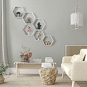 SEHERTIWY Hexagonal Floating Shelves Wall Mounted Set of 3 Wood Farmhouse Storage Honeycomb Wall Shelf for Bathroom, Kitchen, Bedroom, Living Room, Office,Driftwood Finish
