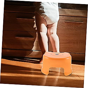 ULDIGI 2pcs Cartoon Plastic Stool Portable Step Stool Plastic Step Stool Stepping Stool for Toddlers Kitchen Step Stool Plastic Footstool Potty Training Step Bathroom Stool Low Stool