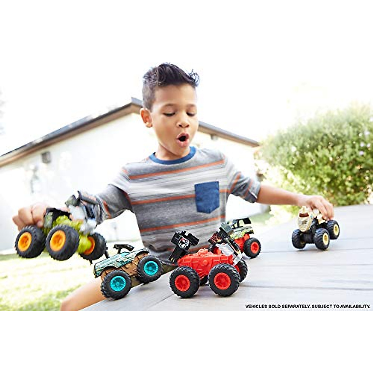 HOT WHEELS MONSTER TRUCKS 1:43 BASH-UPS AST Vehicle