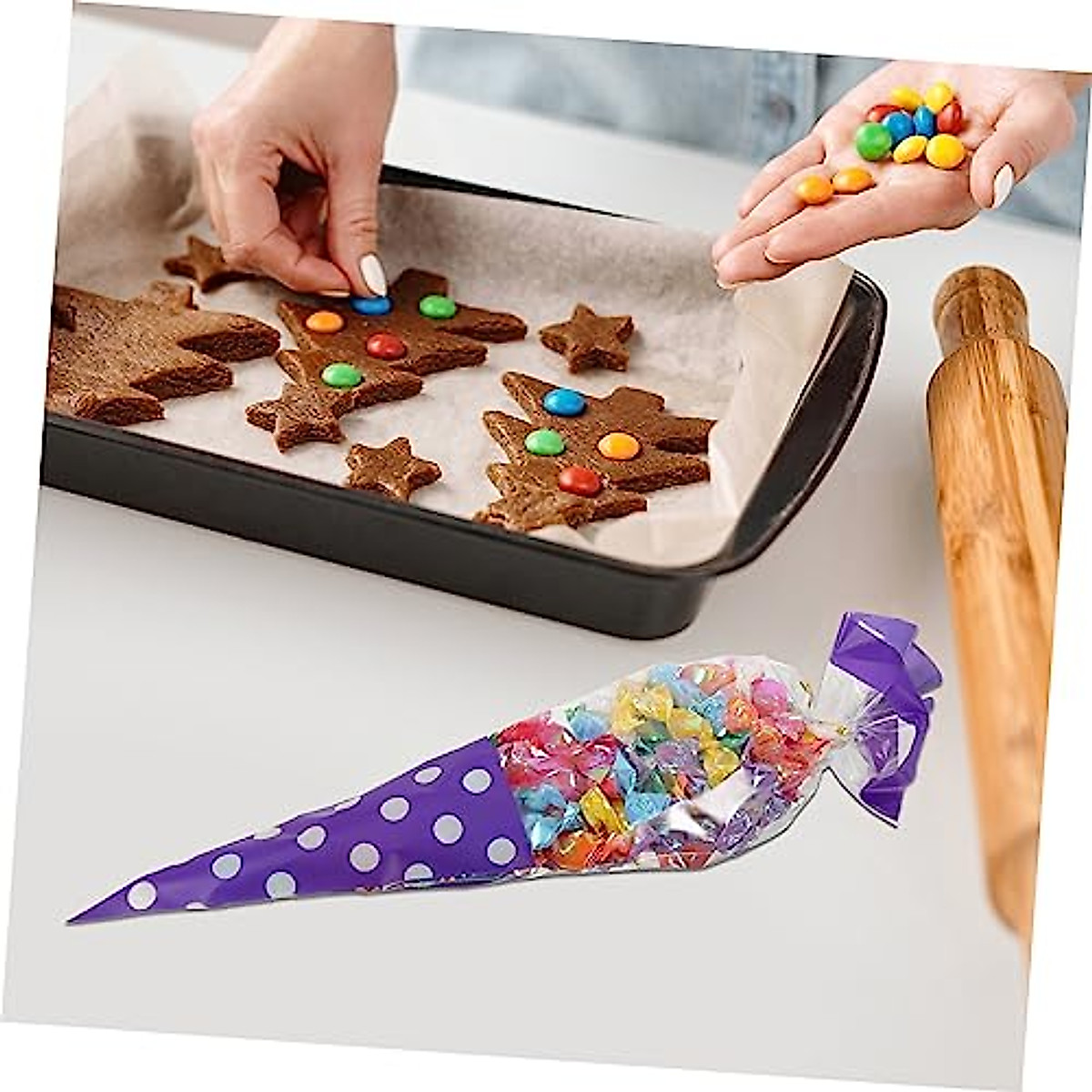 COHEALI 300 pcs Triangle Candy Bag plastic cello bag Clear Cone Shaped Treat Bag Plastic Party Gift pouch Cellophane clear sweet bag clear gift bags for favors candy bags props dots