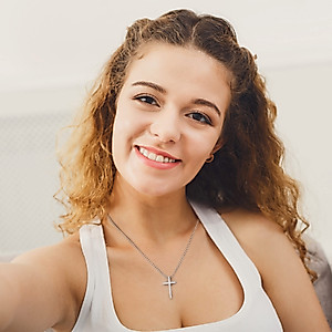 M MOOHAM Cross Pendant Necklaces for Men Women Cross Chain 18 Inch Silver Jewelry, Crucifix Necklace Men, Gifts for Brother Papa Men Grandpa, Teenage Teen Boys Gifts Ideas