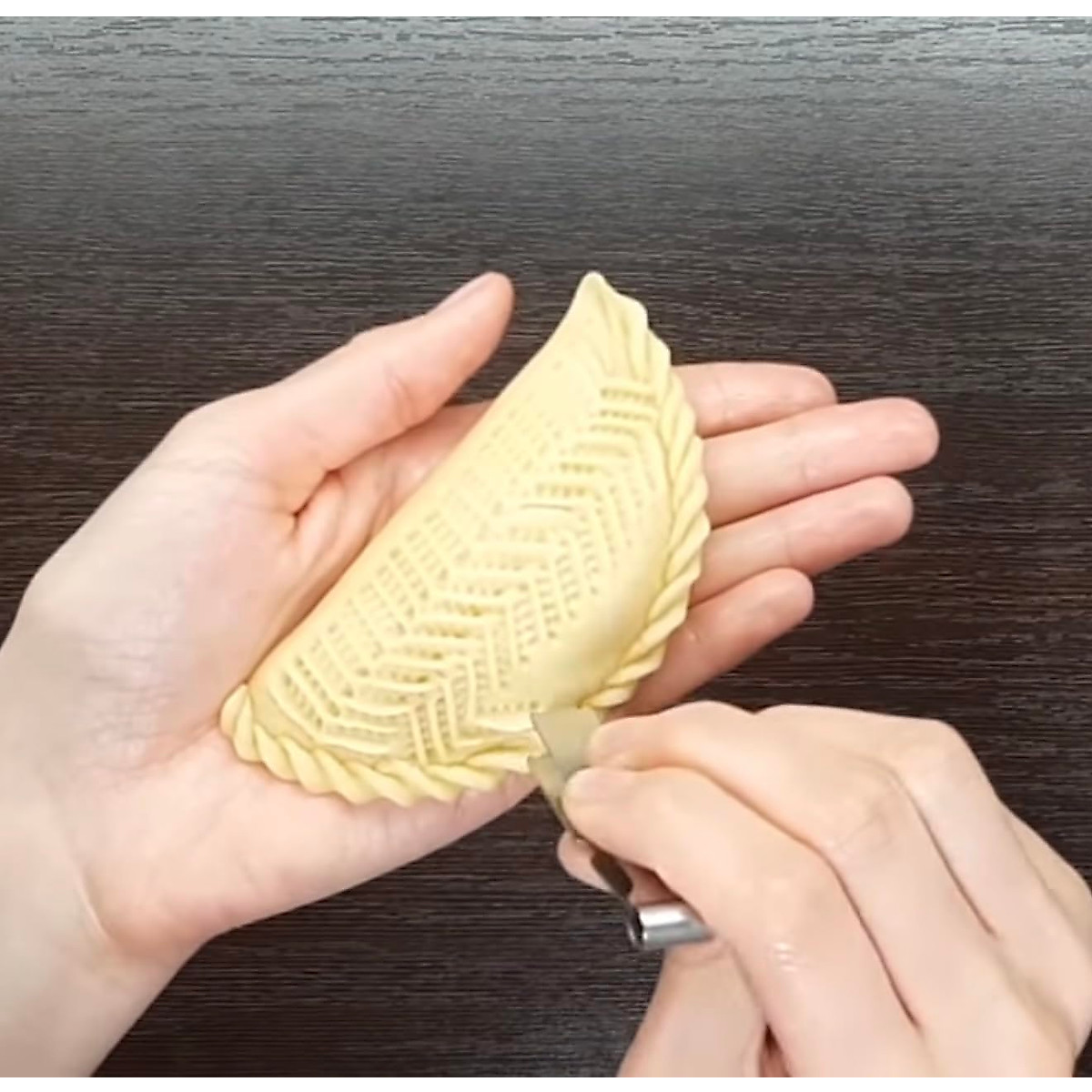 Professional Maggash | Manqat | Manqash | Maamoul Tweezers| Pastry Tongs | Dough Scraper Press | Baking Crimper Tool for Decorating and Sealing Shakarbura, Maamul, and Pie Crusts | (13 Precise Teeth)