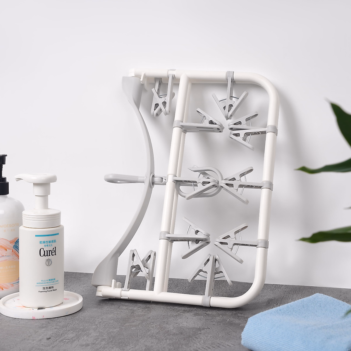 Foshine Clothes Drying Racks Foldable Clip Hangers Drip Hanger Plastic with 20 Drying Clips (Light Grey-Rectangle)